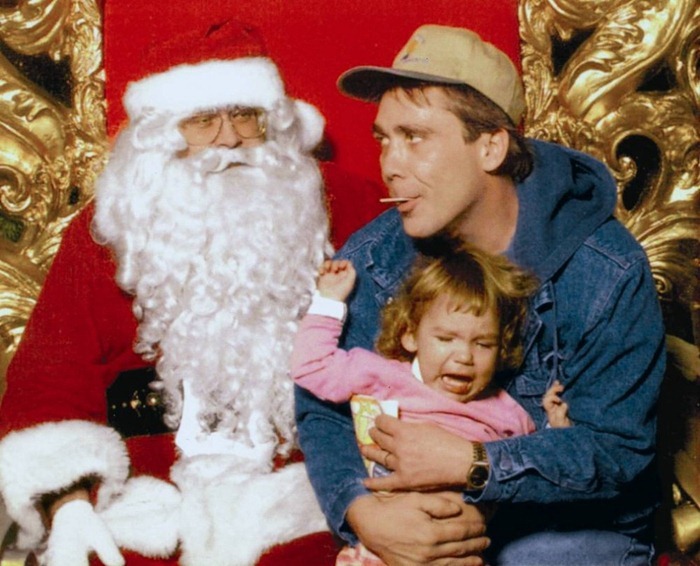 Pictures of Children Frightened By Santa Claus | Amusing Planet